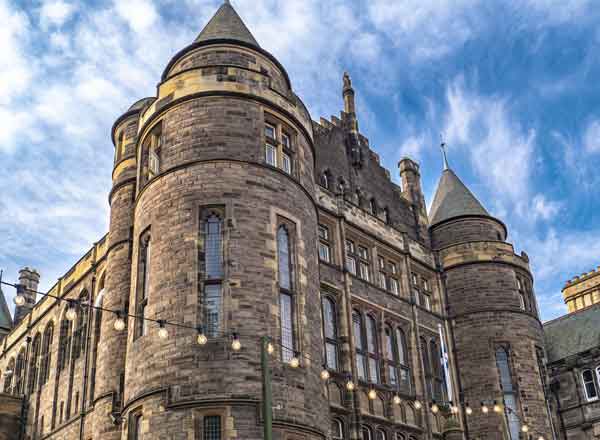 GRAHAM To Upgrade World's Oldest Student Union | Irish Construction News
