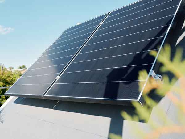 100,000+ Rooftop Solar Microgenerators Now Powering Ireland's ...